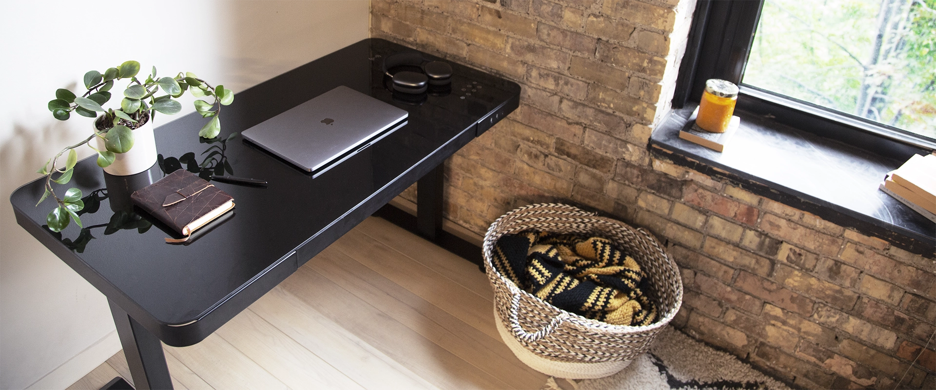 Touchscreen Standing Desk - Sayoasis